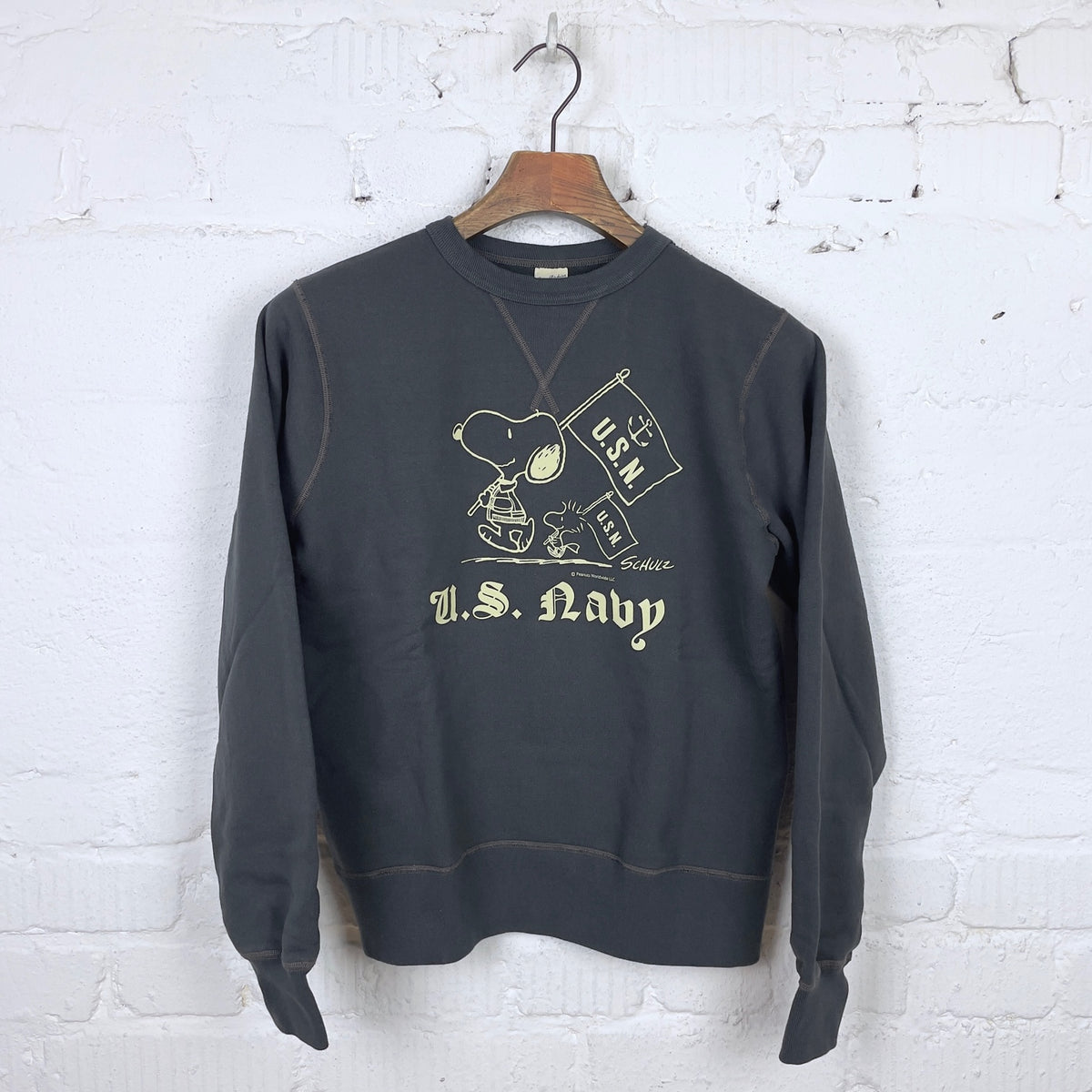 buzz rickson's | br69274 set-in crew sweat x peanuts "us navy" - black ...